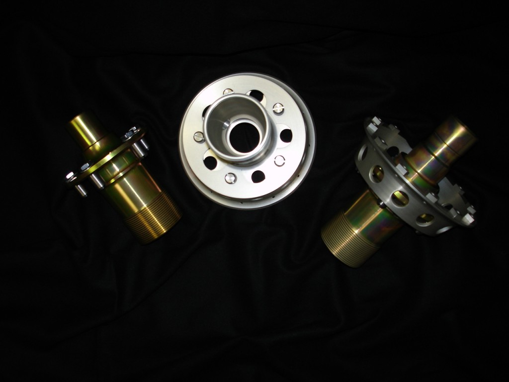CENTER LOCK HUBS AND HATS | Jim Torres Racing